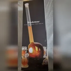 Brookstone | Dining | Brookstone Pin High Decanter Golf Decanter ...